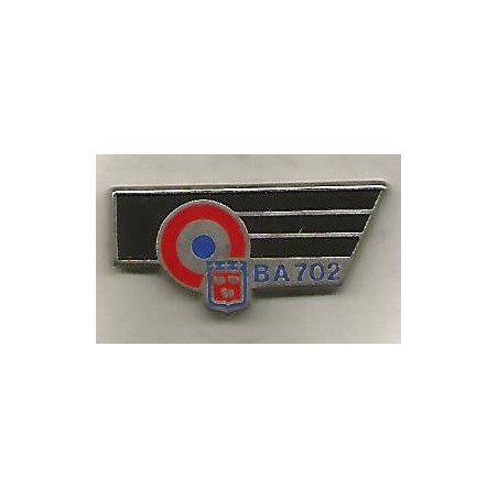 Pin's Logo Base Aérienne 702 de AVORD