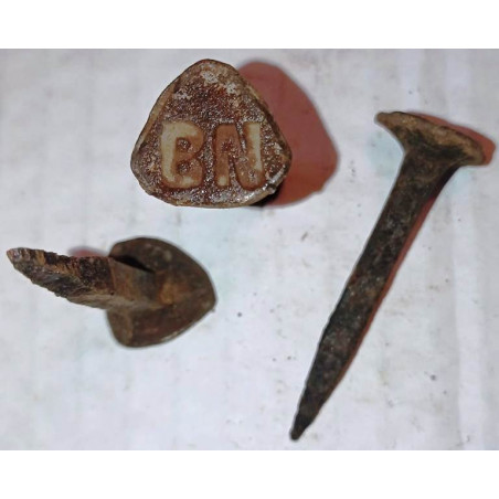 Clou d'Identification fabricant de traverse "BN" : Atelier Privé Arnaud Beaunartin à Neuf ...